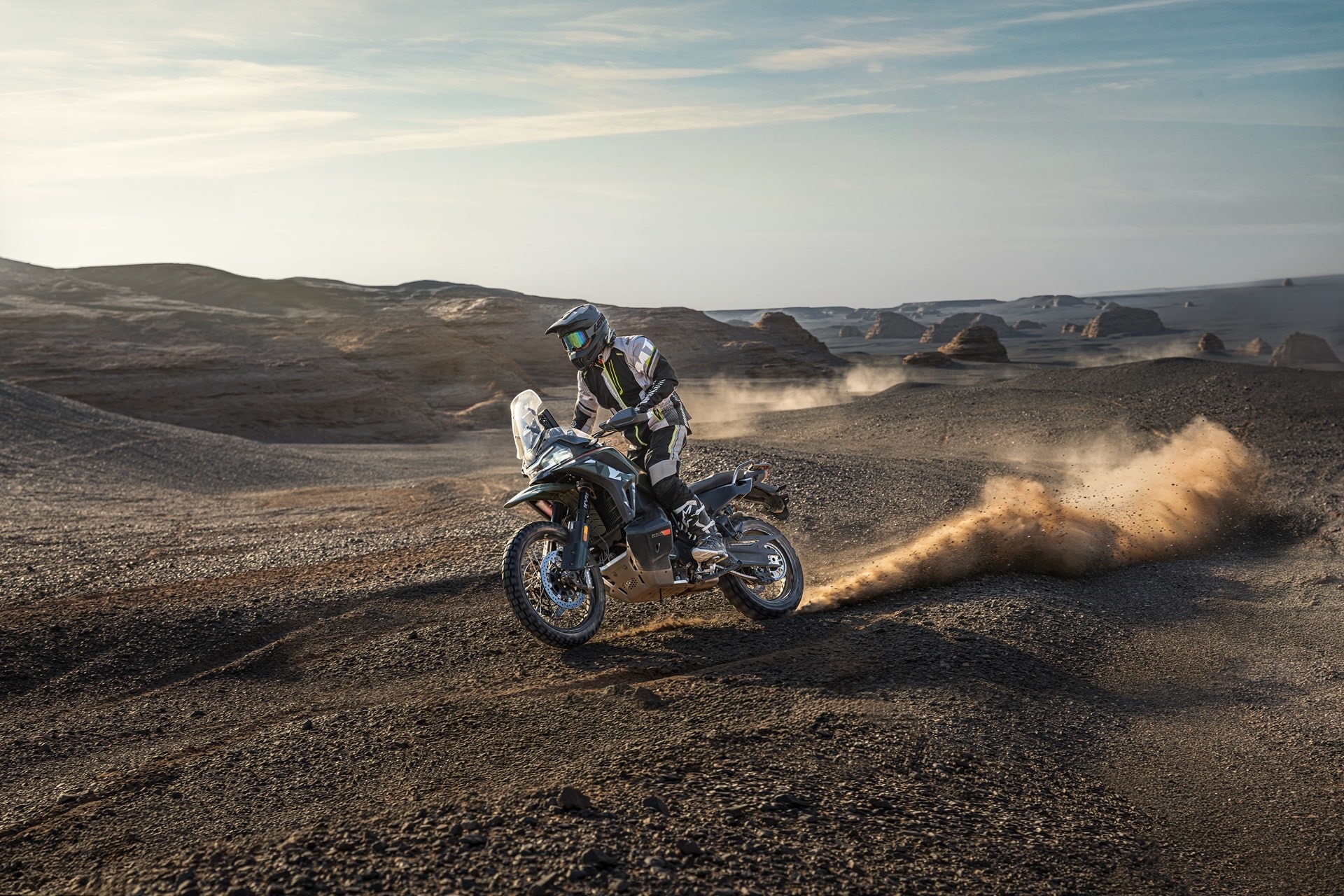 CFMoto 1000MT-X 2026 - Technical Data Sheet, Photos and Price - Theuth